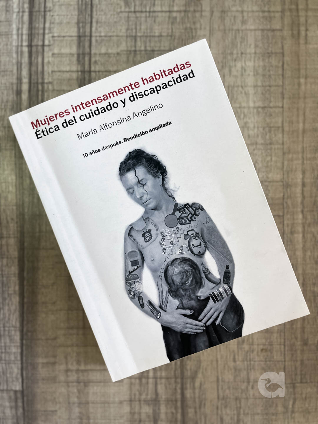 Mujeres intensamente habitadas | Revista Ardea